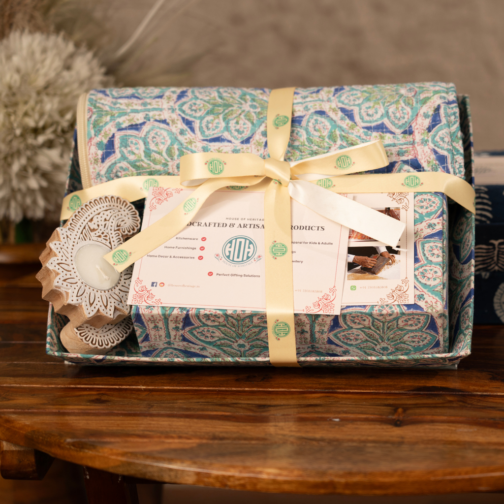 Buy Handmade Gifts Set Online | Designer & Printed Gifts Items